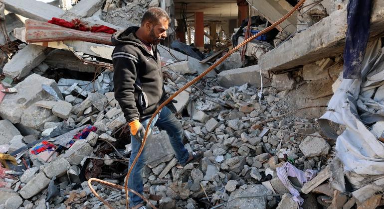 "Hii ni ardhi yetu" Kujenga mustakbali wa Gaza kutoka kwenye magofu ya vita | Habari za UN